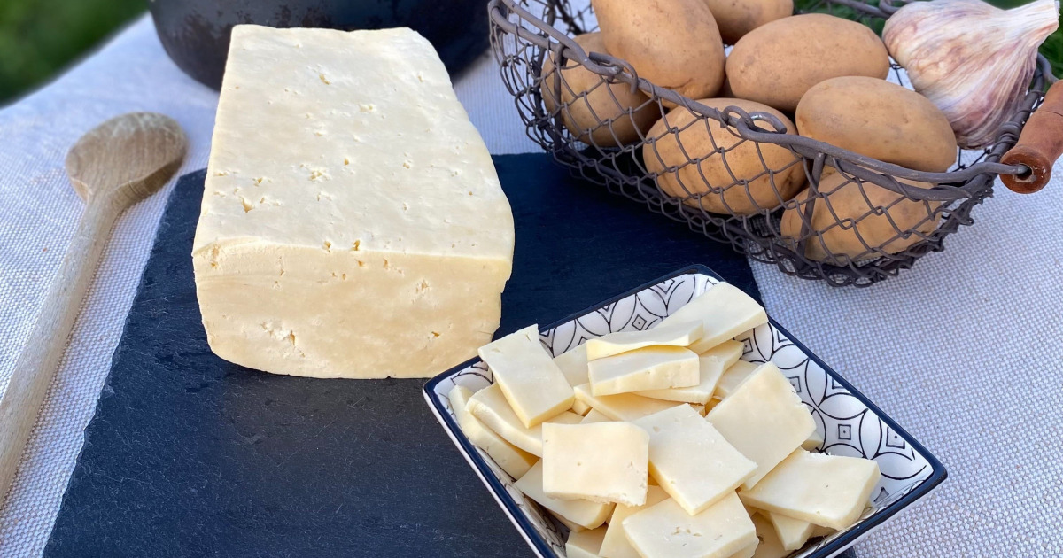 Tome fraîche fermière au lait cru - 2kg
