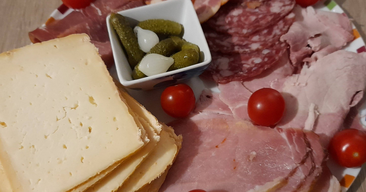 Plateau raclette 6-8p. kit complet charcuteries & fromages fermiers ...