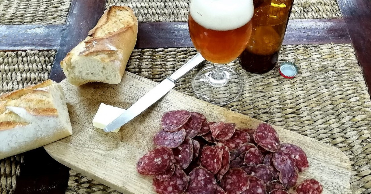 Saucisson sec de Chèvre et de Porc tranché