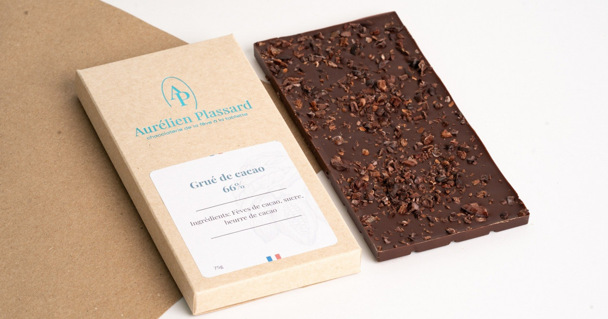 Tablette noir 66% grué de cacao